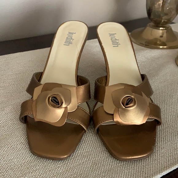 Judith | Shoes | New Judith Bronze Flower Wedge Shoes | Poshmark